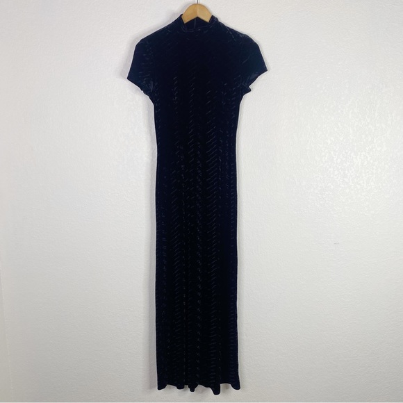 Vintage | Dresses | Vintage Jsc Black Velvet High Neck Bodycon Maxi ...